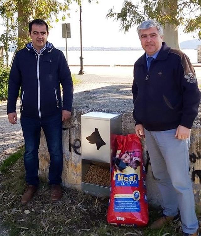 Πρέβεζα: Ταϊστρες για τα αδέσποτα τοποθέτησε ο Δήμος